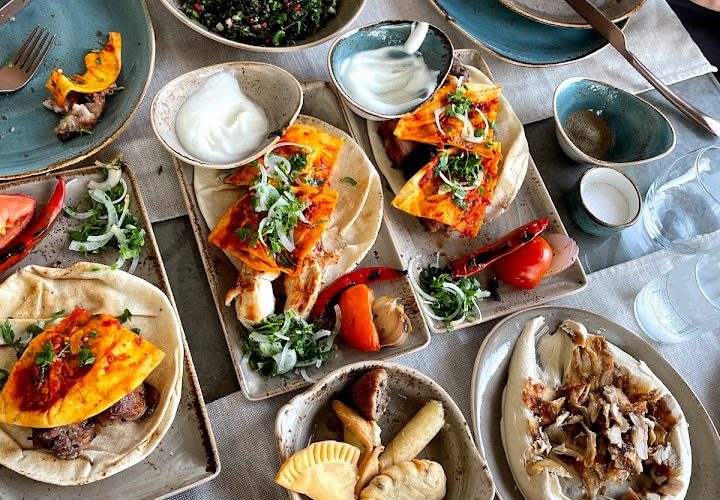 مطعم لبيب في جدة (الاسعار+المنيو+الموقع) - كافيهات جده | افضل مقاهي جده